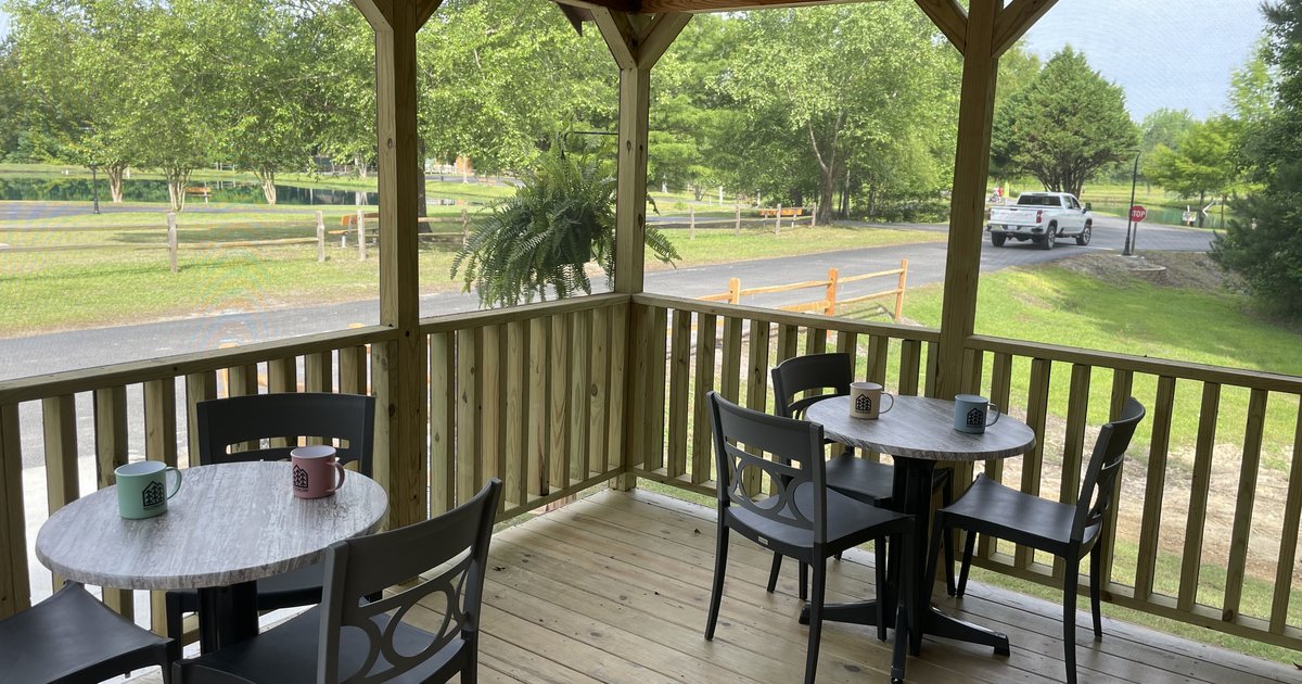 Alabama ADA Compliant Cabin | Jellystone Park™ Tabor City